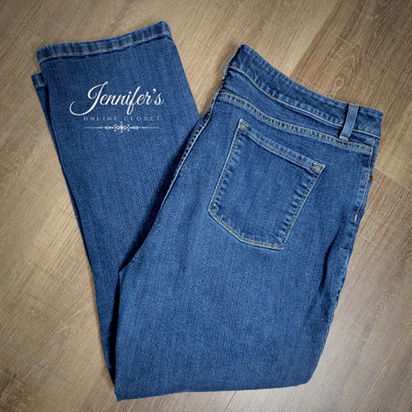 L.L. Bean | Pants & Jumpsuits | 325 Ll Bean Womens Classic Fit Petite Jeans Size 8p | Poshmark